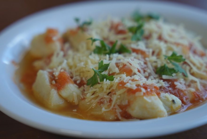 Aprenda a fazer nhoque artesanal de batata-doce: passo a passo